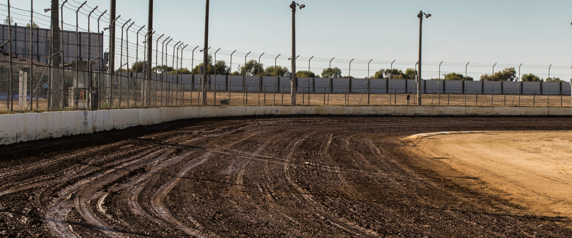 All You Need to Know About Dirt Tracks for Micro Stock Car Racing